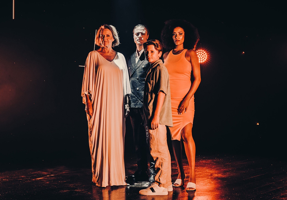 Mando Diao-sångaren: ”Förmodligen det största jag varit med om” | Malmö ...